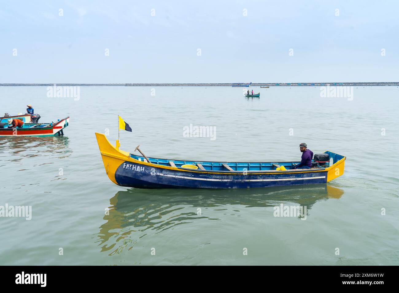 Tanur Fishing Harbor in Tanur Nagaram, the largest Harbor in Malappuram ...