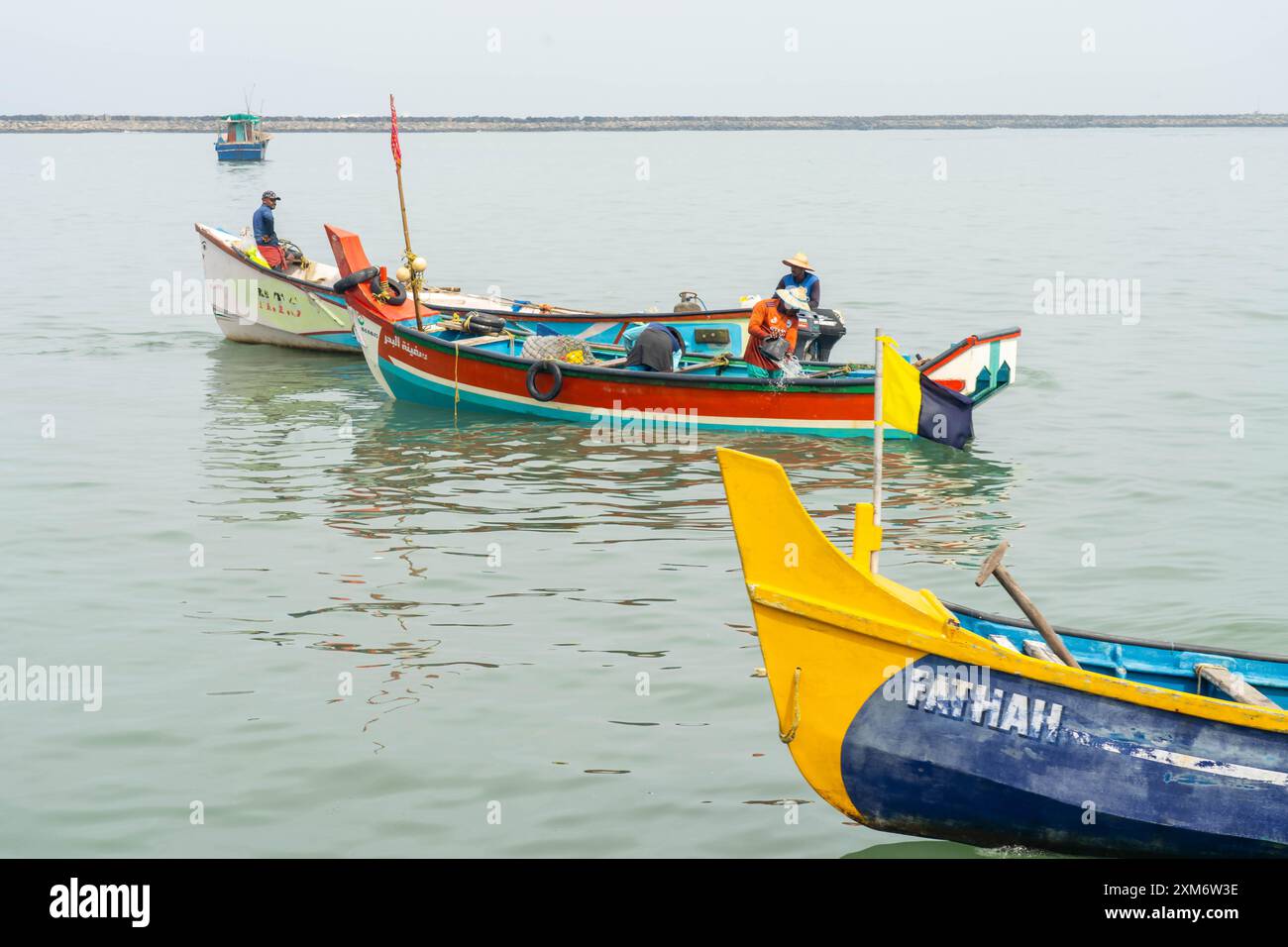 Tanur Fishing Harbor in Tanur Nagaram, the largest Harbor in Malappuram ...