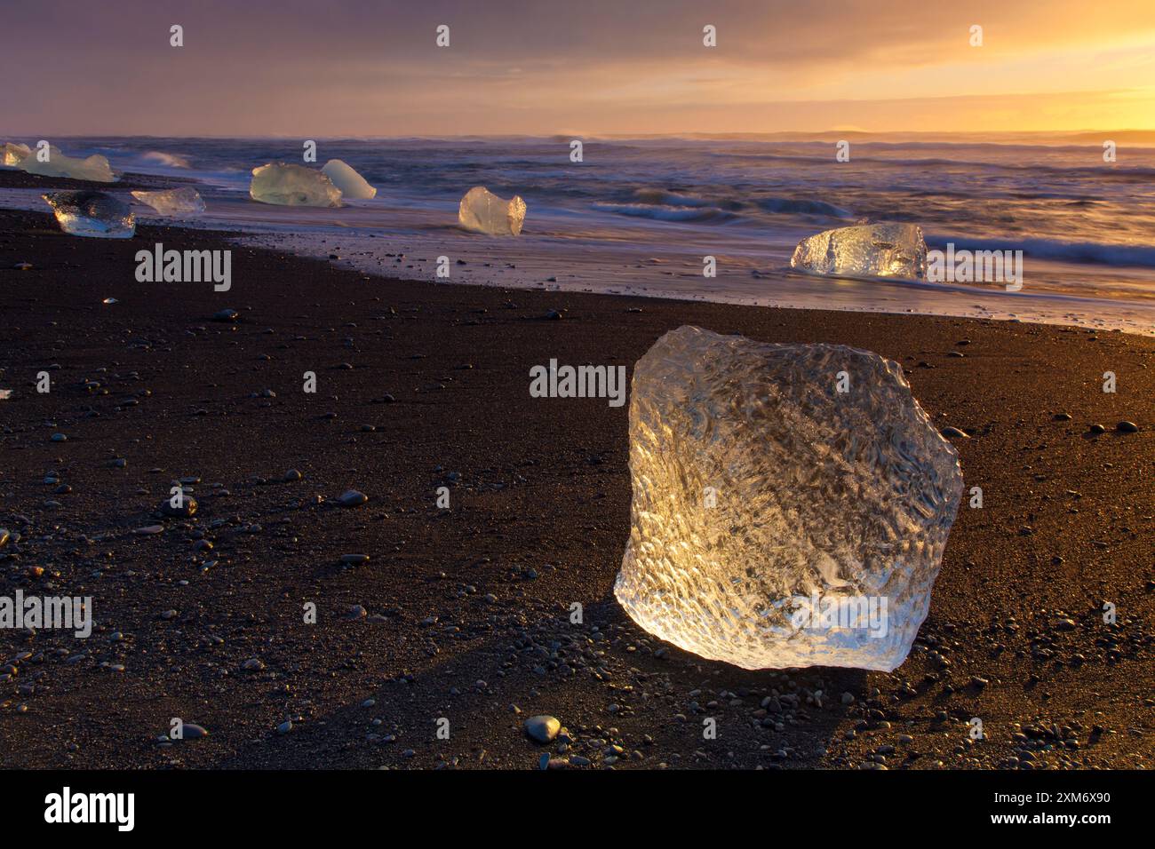 Chunks of ice on Breidamerkursandur beach, Sudursveit, Iceland Stock ...