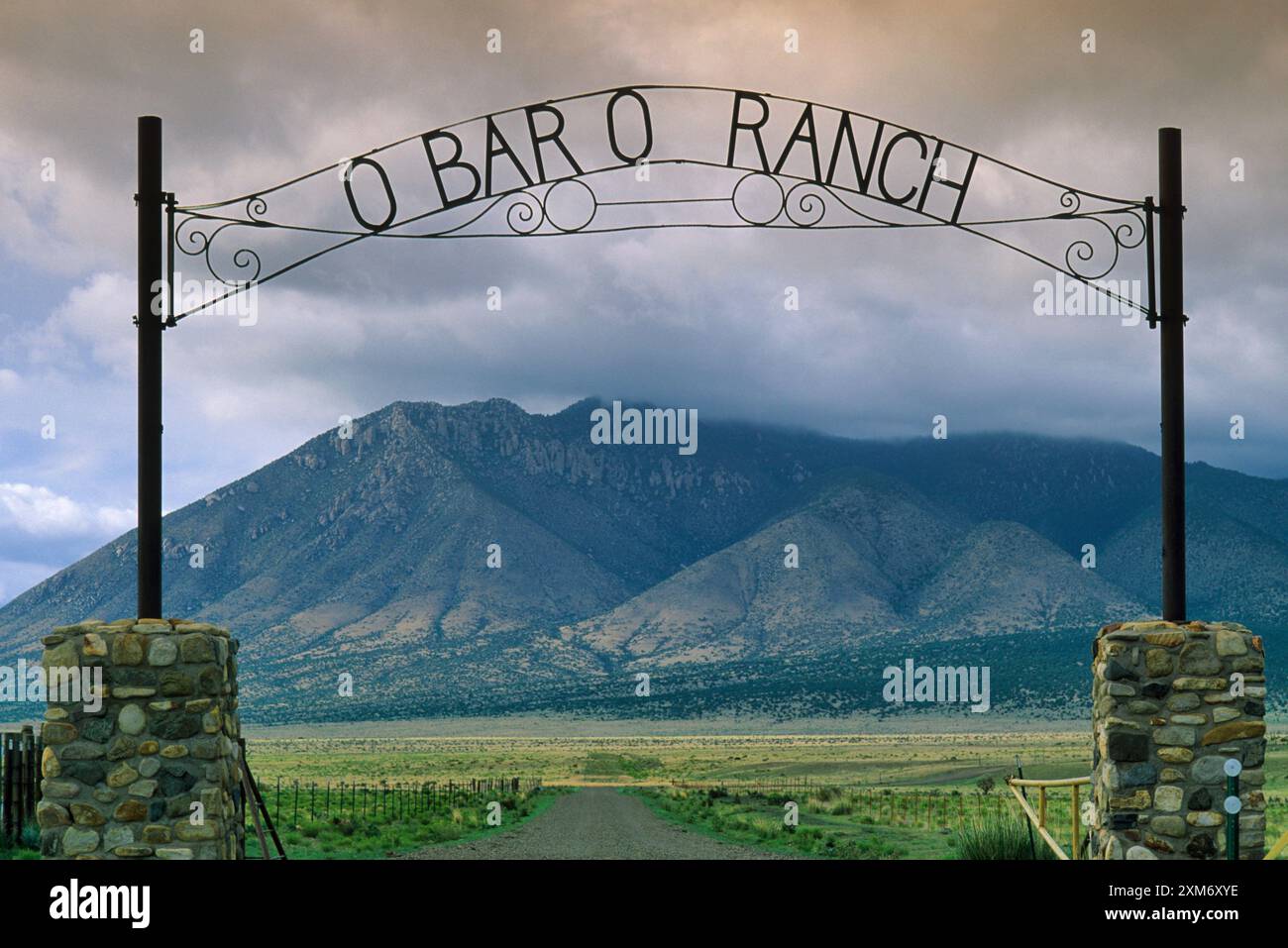 Lincoln gate dark hi-res stock photography and images - Alamy