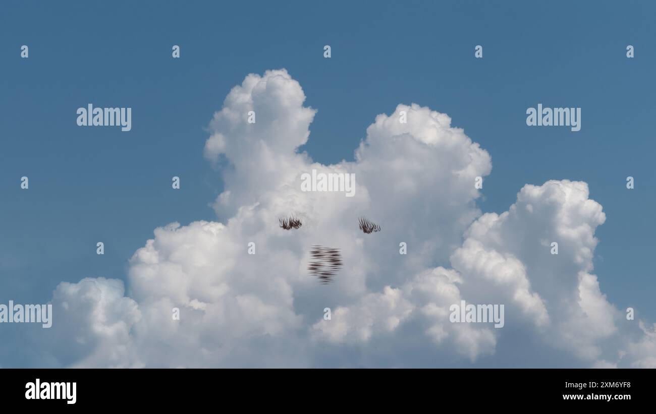 Animal like cloud formation hi-res stock photography and images - Alamy