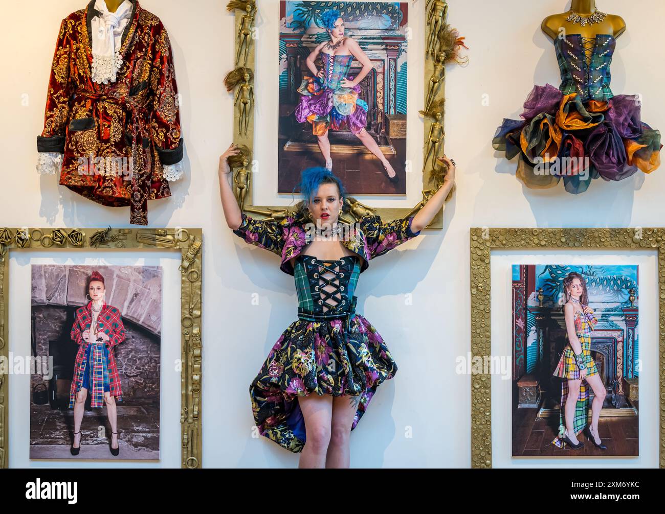 Female model uk hi-res stock photography and images - Alamy