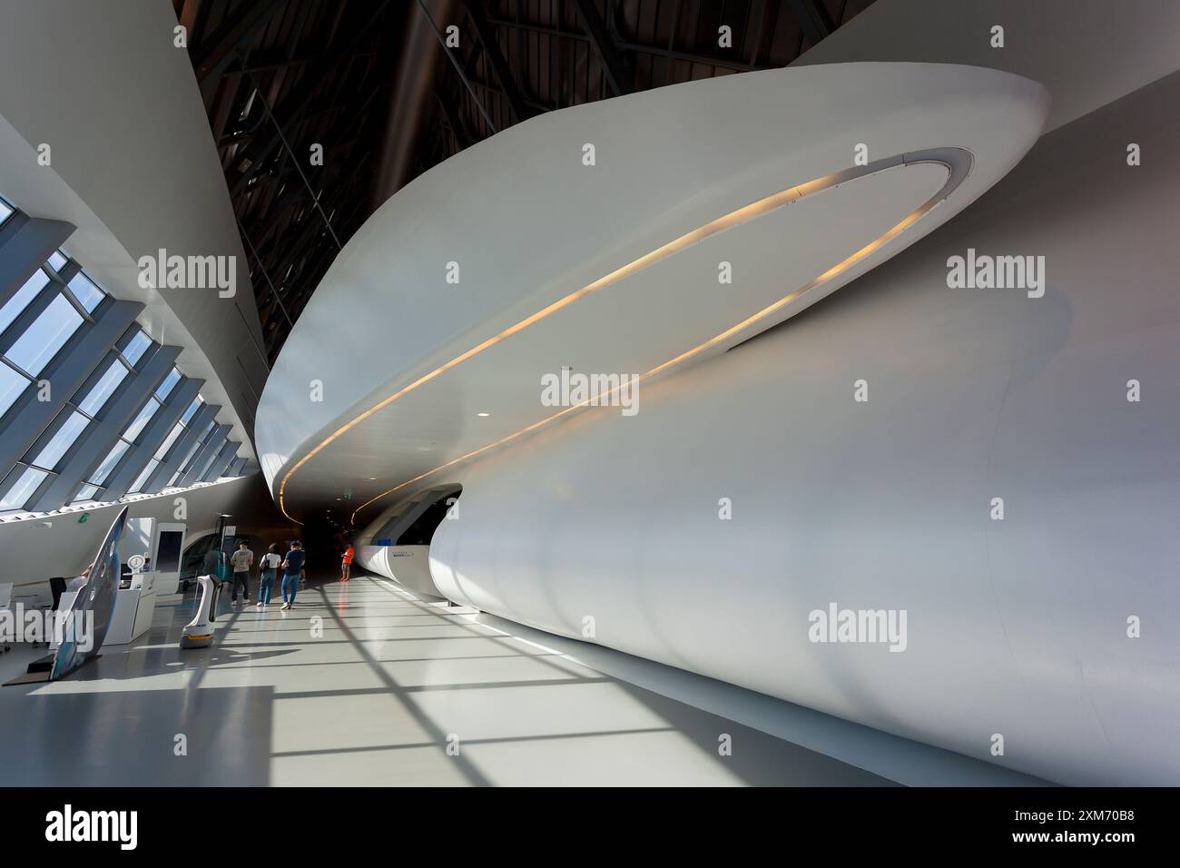 Zaha hadid bridge zaragoza hi-res stock photography and images - Alamy