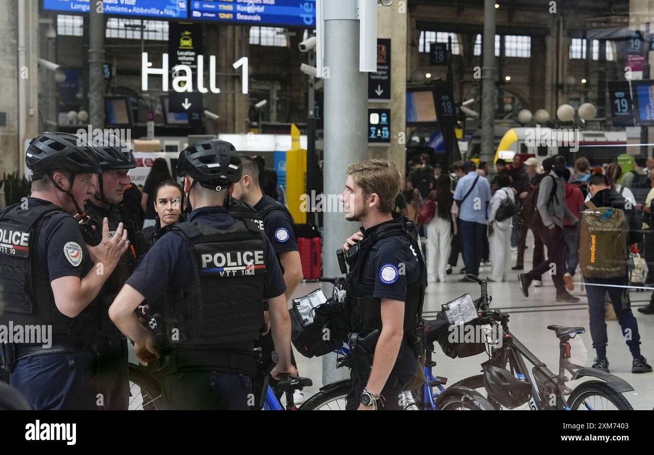 Paris, France. July 26th, 2024. Police officers patrol in Gare du Nord ...
