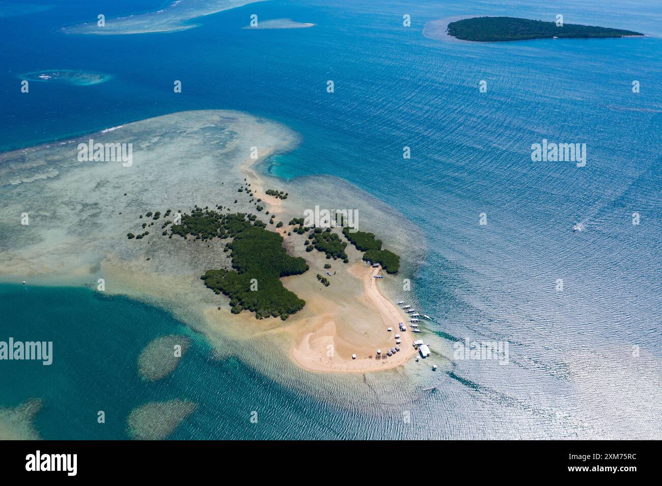 Aerial view of Luli Island, Honda Bay, near Puerto Princesa, Palawan ...