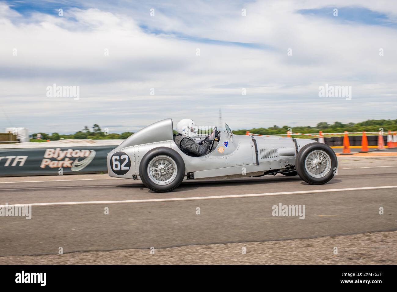 The Vintage Sports Car Club (V.S.C.C.) members taking part in the clubs ...