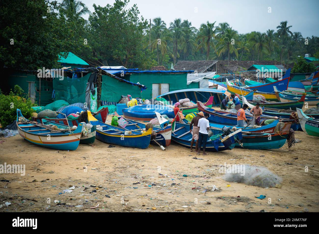 Tanur Fishing Harbor in Tanur Nagaram, the largest Harbor in Malappuram ...
