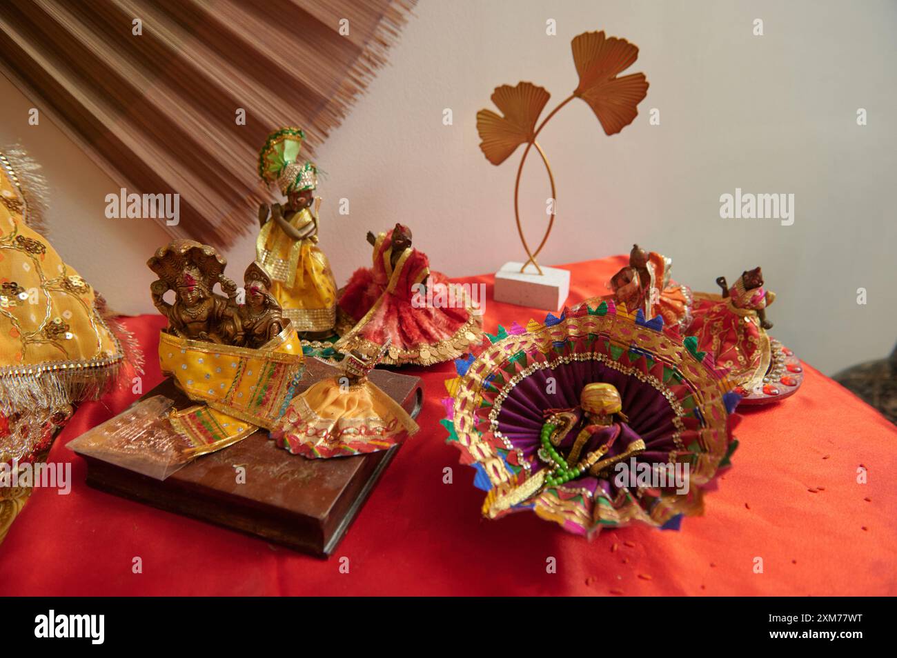 Altar With Indian Statues At Home Stock Photo - Alamy