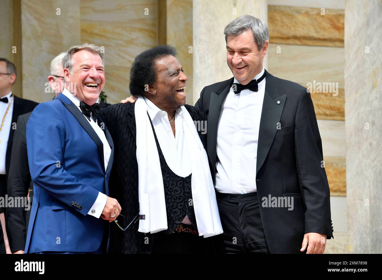 Patrick Lindner, Roberto Blanco und Markus Söder bei der Eröffnung der ...