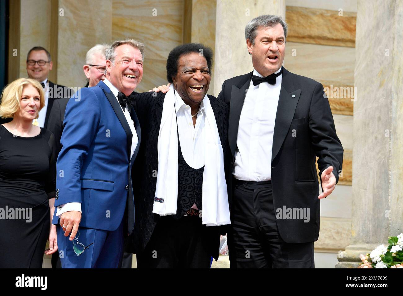Patrick Lindner, Roberto Blanco und Markus Söder bei der Eröffnung der ...