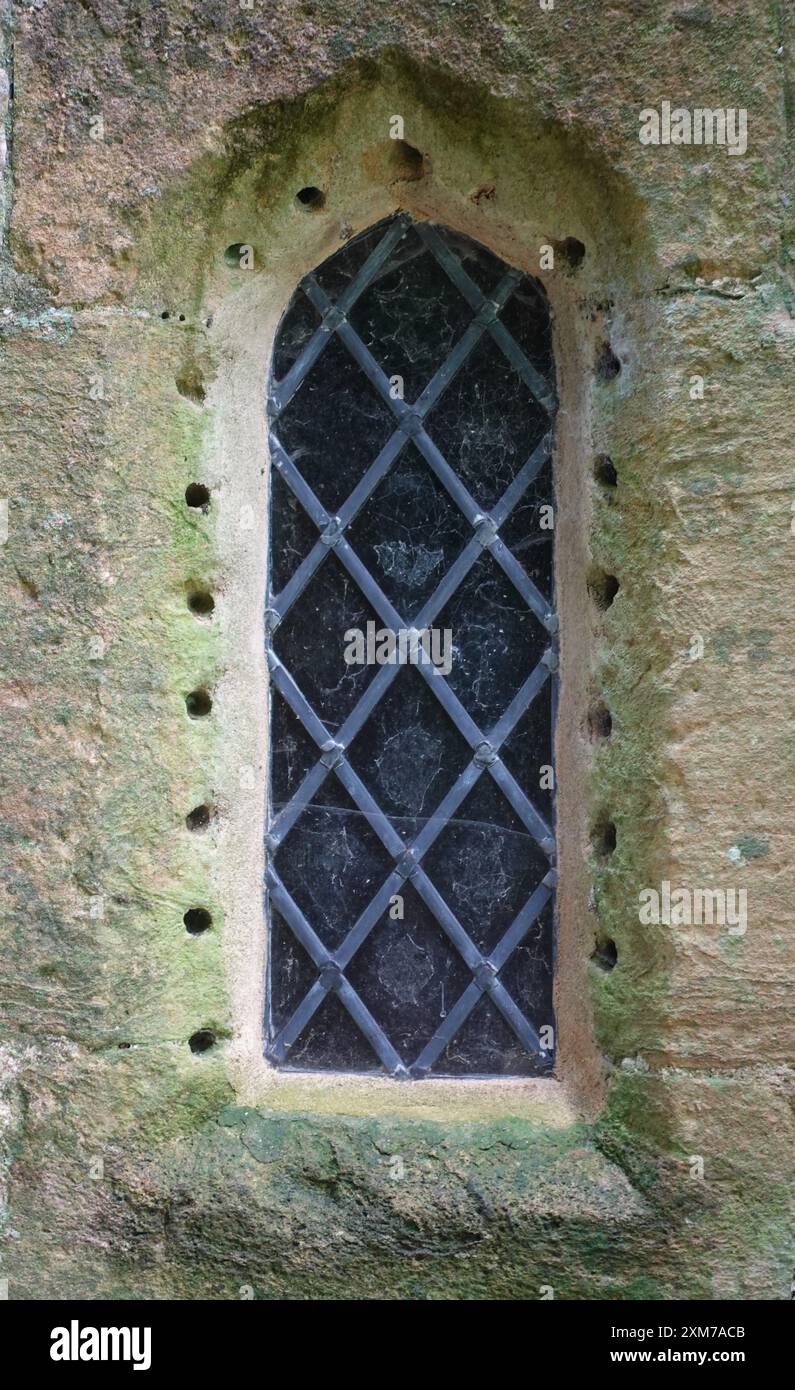 Medieval window frame hi-res stock photography and images - Alamy