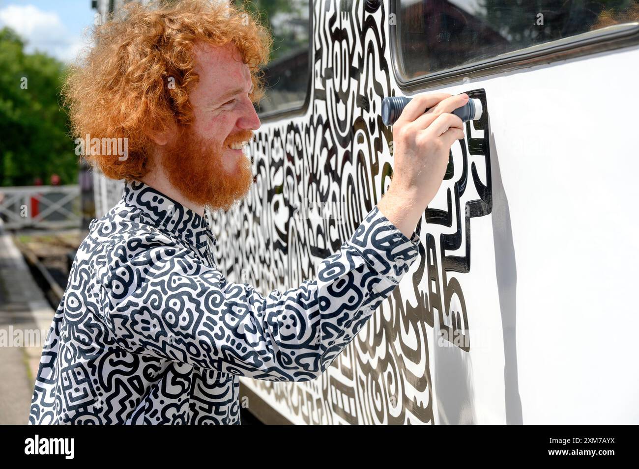 Sam cox mr doodle hi-res stock photography and images - Alamy