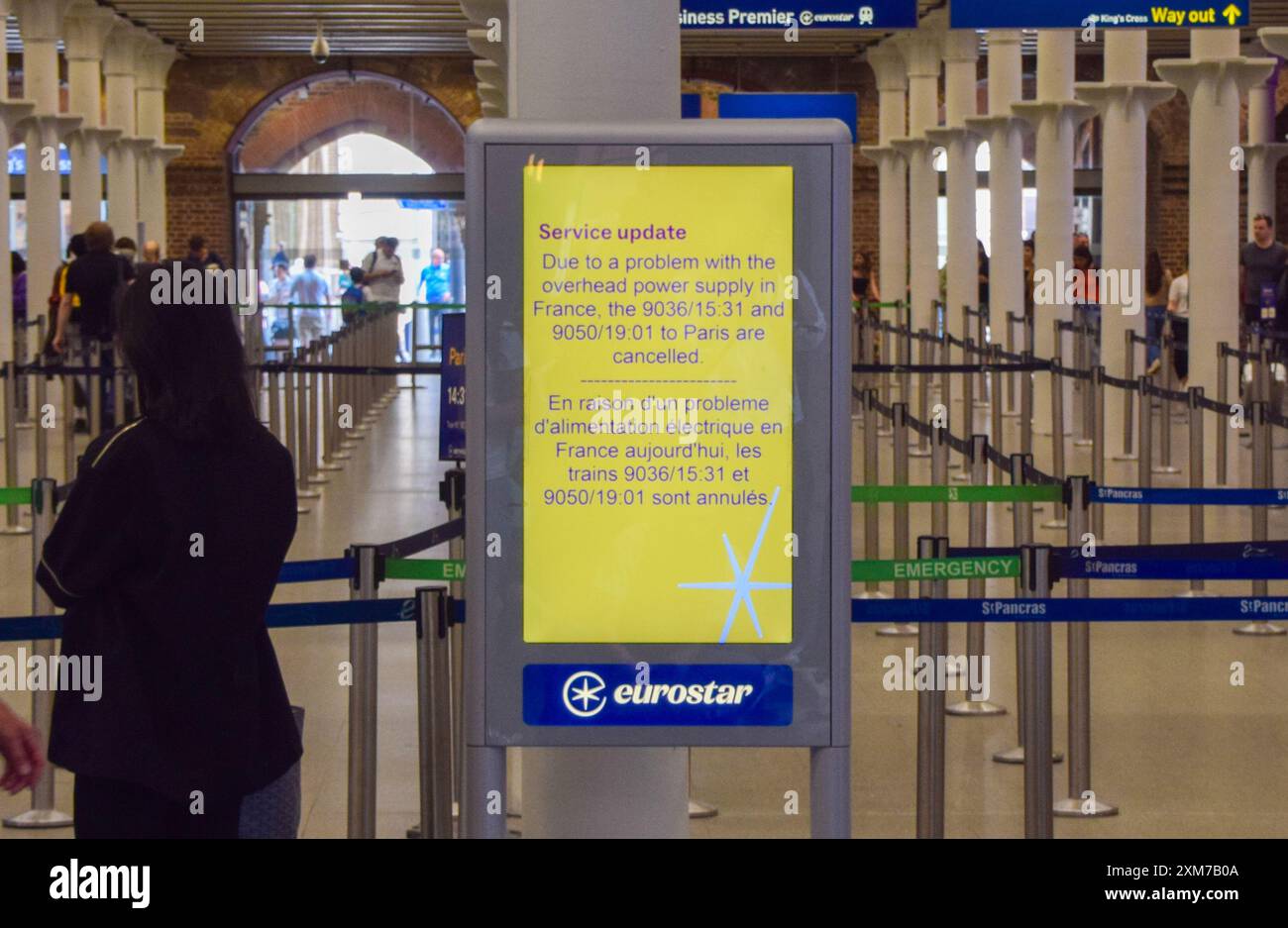 Cancelled train queue hi-res stock photography and images - Alamy