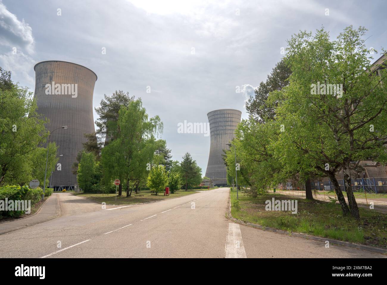 The coal and gas power plant Emile-Huchet is located in Saint Avold in ...