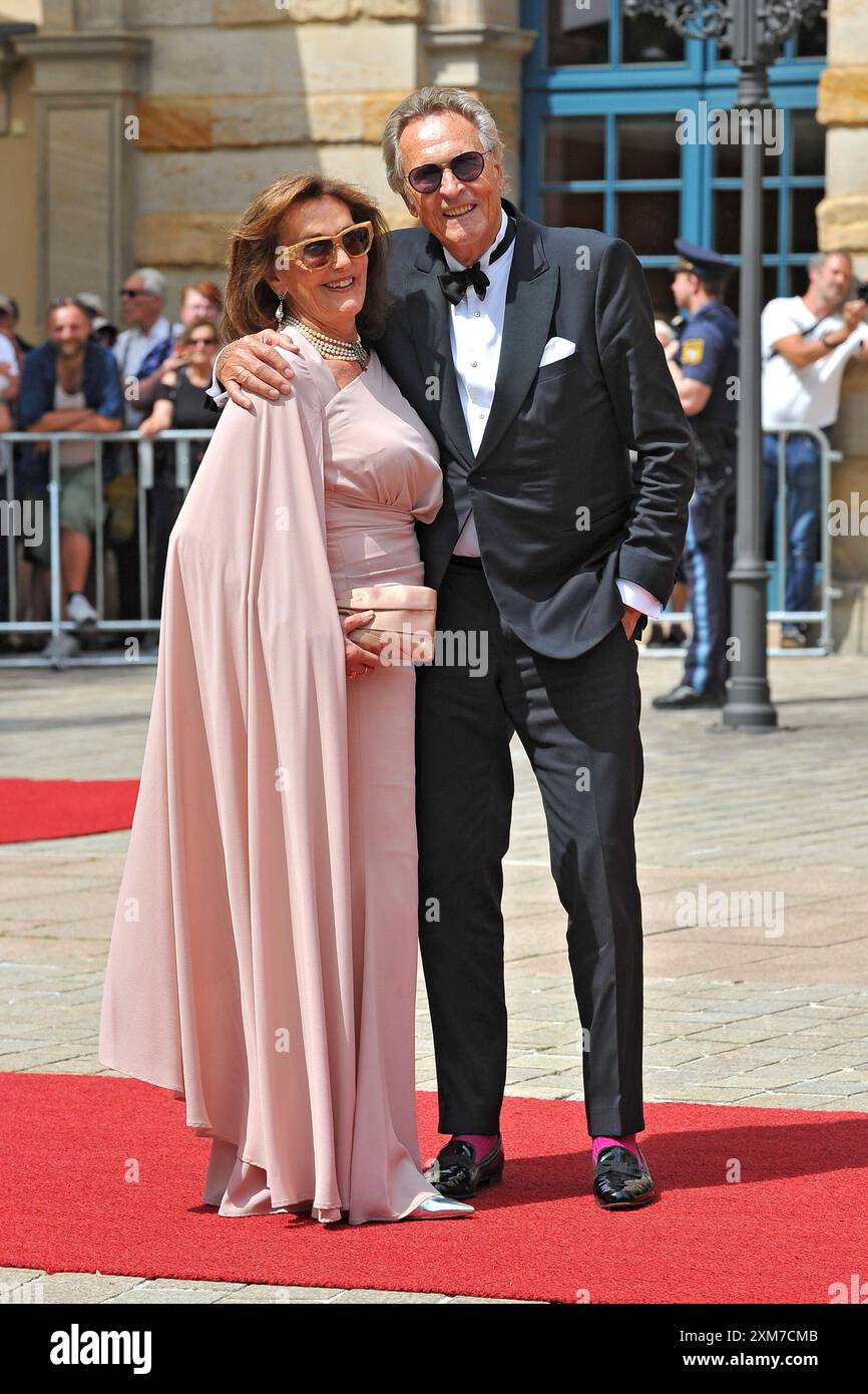 Richard-Wagner-Festspiele. Lothar Strobach und Constance Neuhann-Lorenz ...