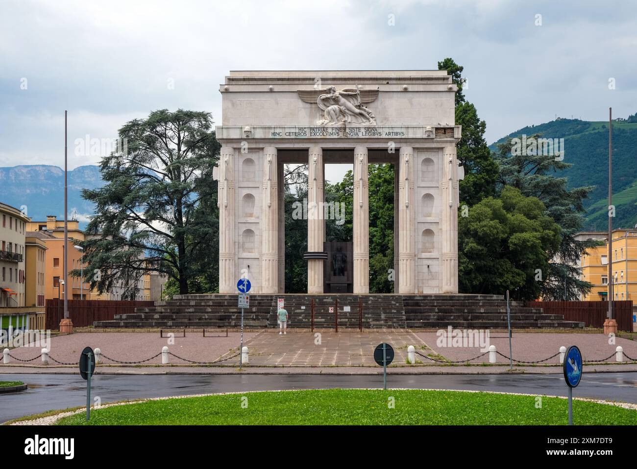 Victory monument on victory square hi-res stock photography and images ...