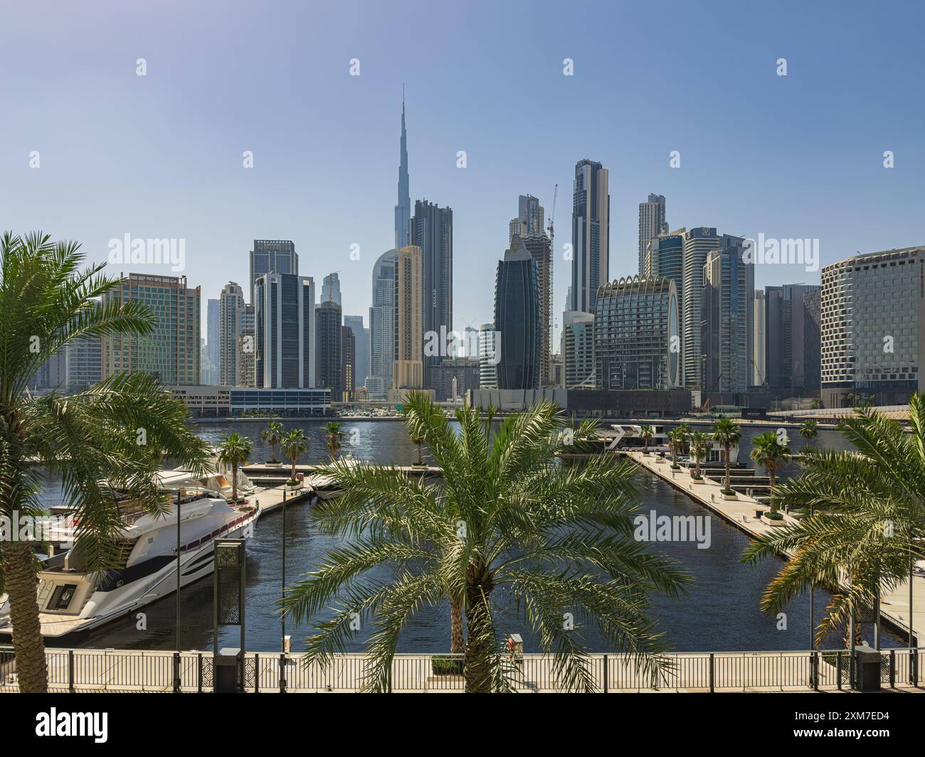 View of Dubai skyline including the Burj Khalifa, the world's tallest ...