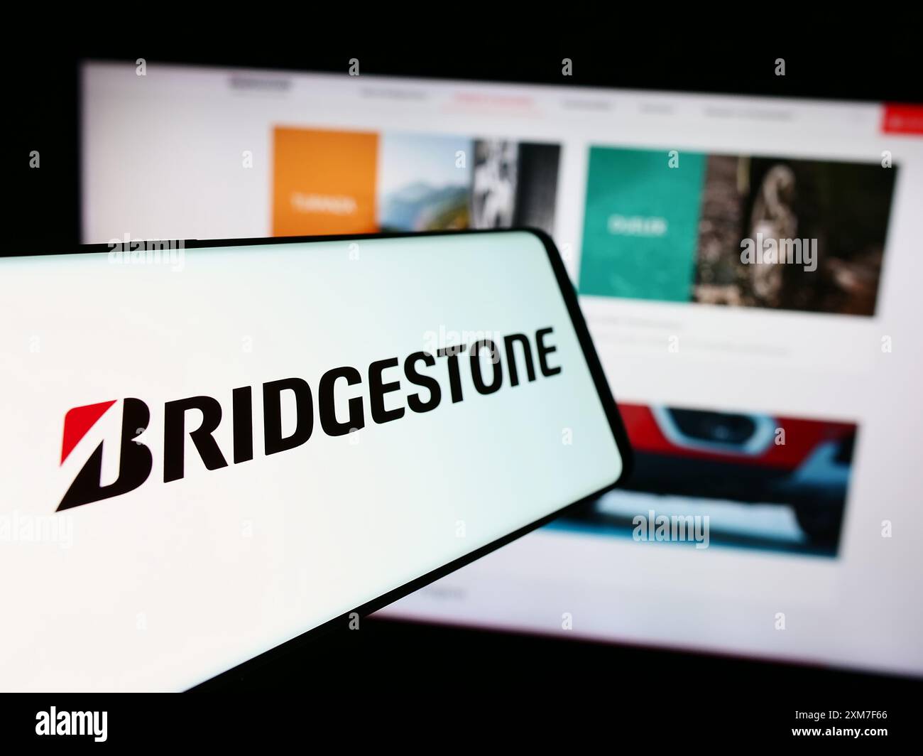 Bridgestone logo hi-res stock photography and images - Alamy