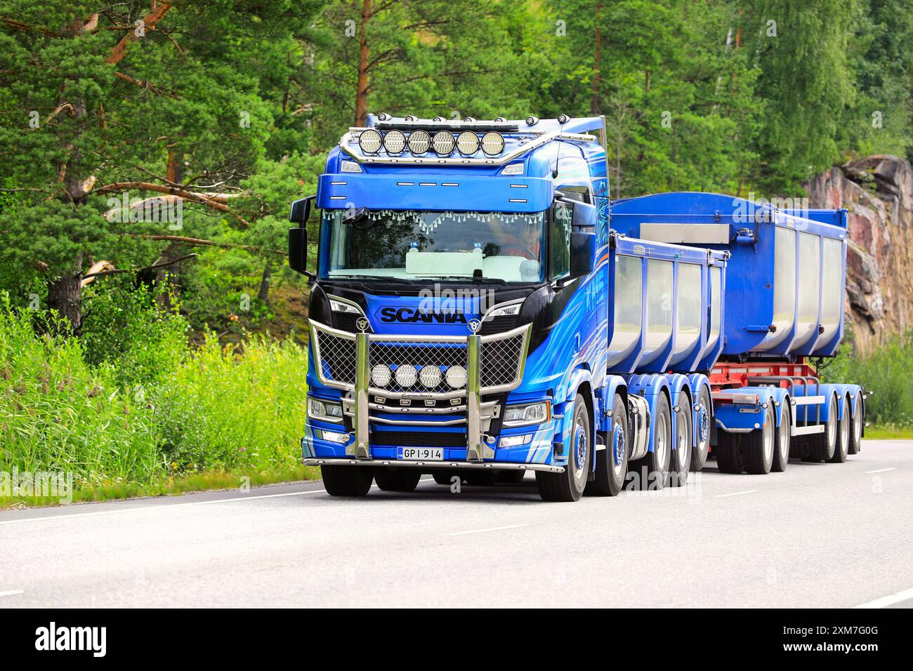 Beautifully customised new Scania truck cassette trailer of KMS Palvelu ...