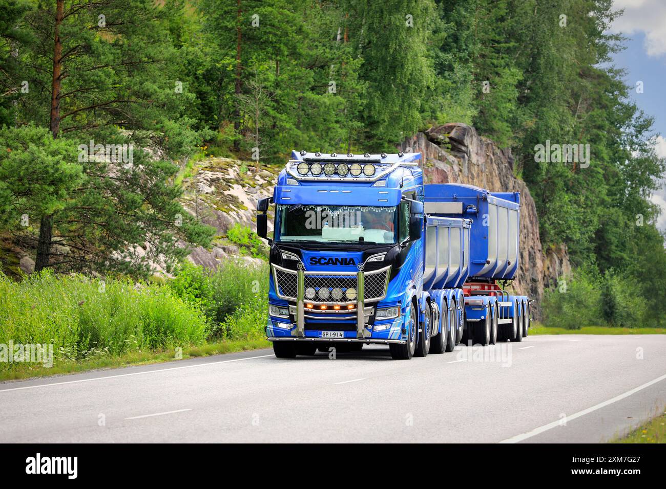 Beautifully customised new Scania truck cassette trailer of KMS Palvelu ...