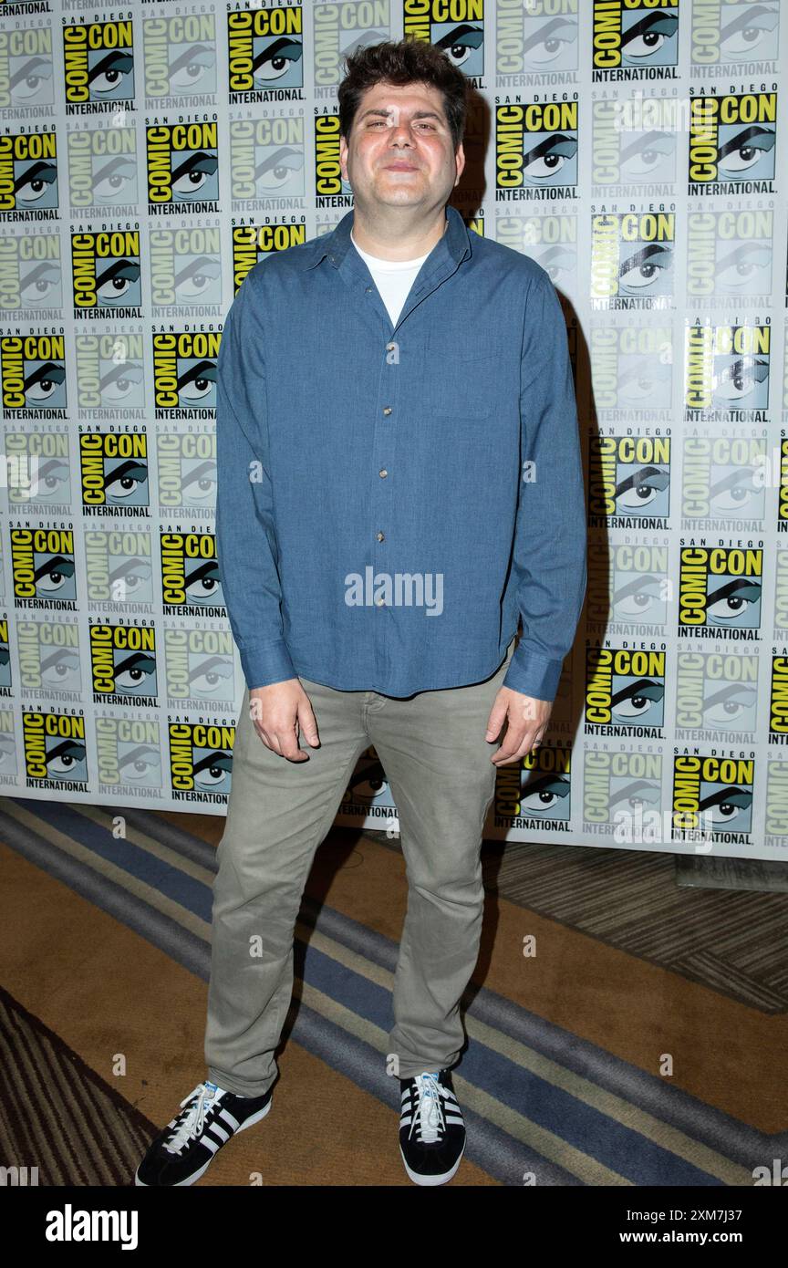 Dan Shotz beim Photocall zur Disney+ Serie ' Percy Jackson and the ...