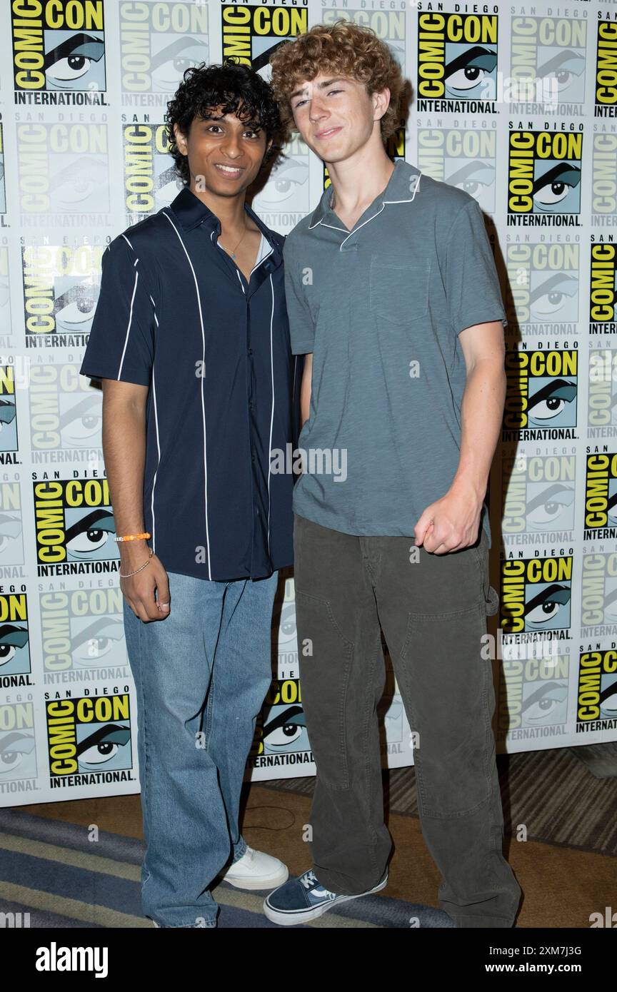 Aryan Simhadri und Walker Scobell beim Photocall zur Disney+ Serie ...