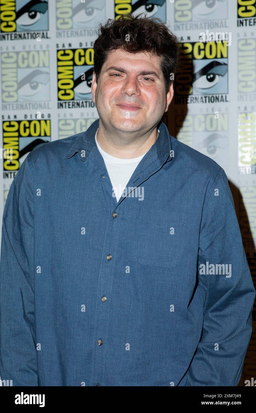 Dan Shotz beim Photocall zur Disney+ Serie ' Percy Jackson and the ...