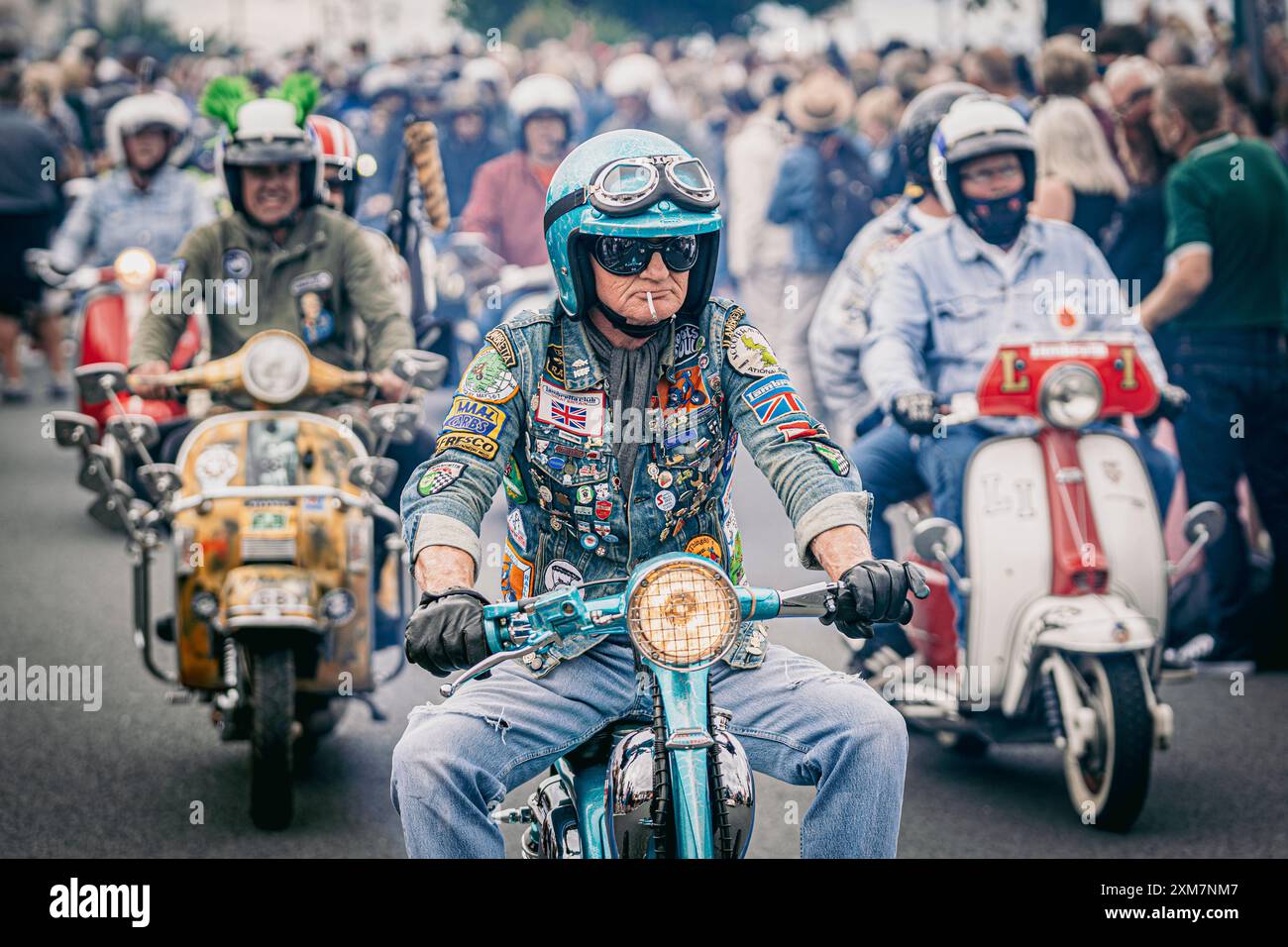Isle of Wight Scooter Rally, Mods on Lambretta and Vespa motorbikes ...