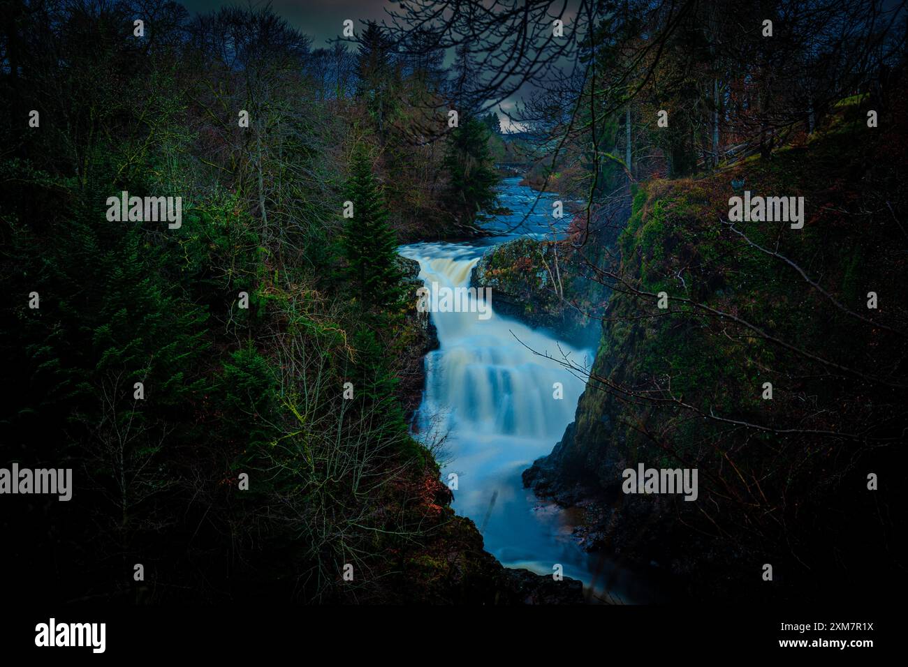 Long Exposure of Reekie Linn waterfall Stock Photo - Alamy