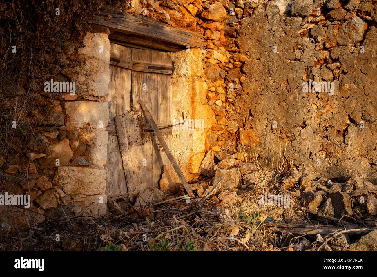 Old town in Crete, old doors Stock Photo - Alamy