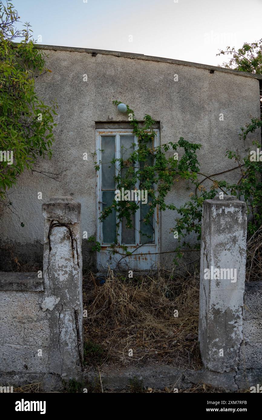 Old town in Crete, old doors Stock Photo - Alamy