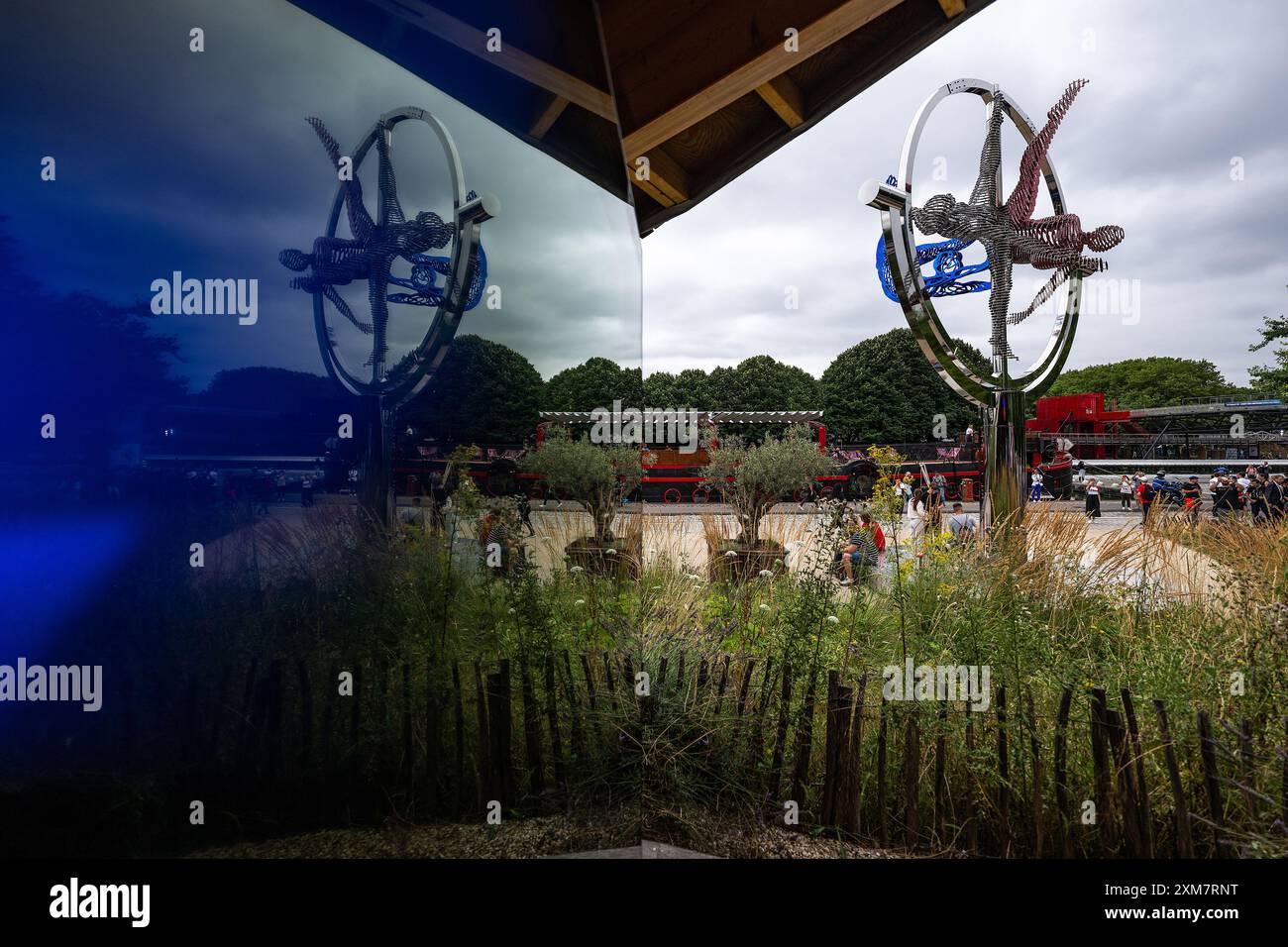 Paris, France. 26th July, 2024. A statue of gymnast Vera Caslavska by ...