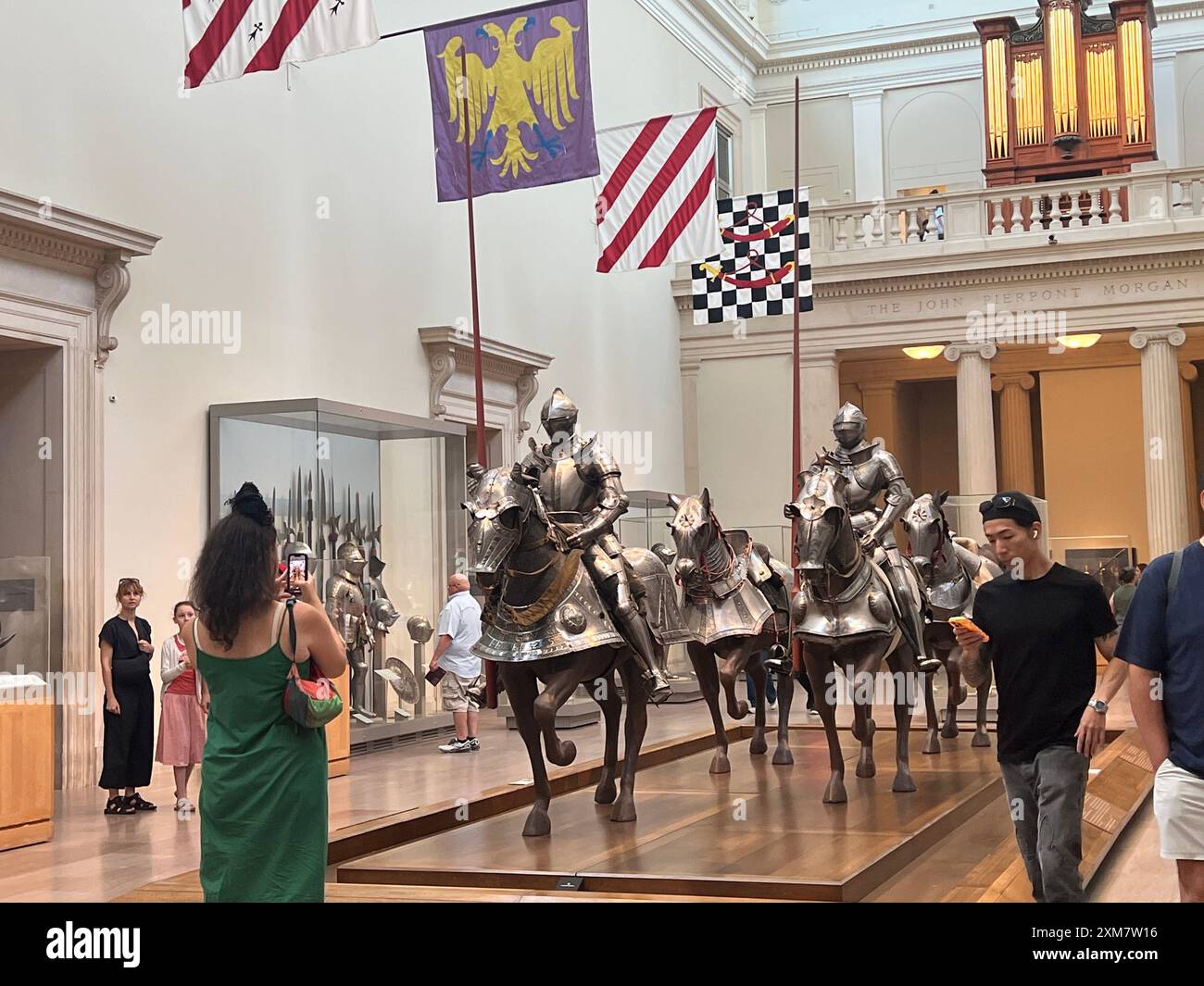 Medieval Knights; Arms and Armor Gallery, Metropolitan Museum of Art ...