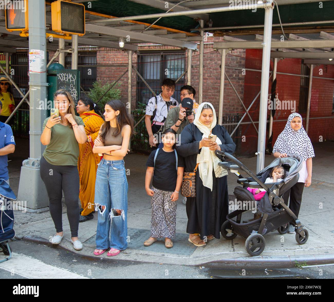 The annual Colombian Flower Festival Parade, or Desfile de Silleteros ...