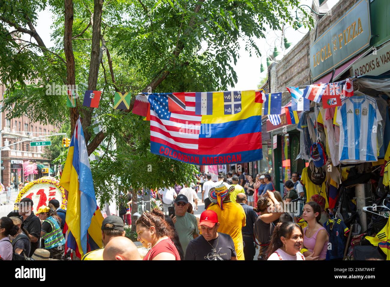 The annual Colombian Flower Festival Parade, or Desfile de Silleteros ...
