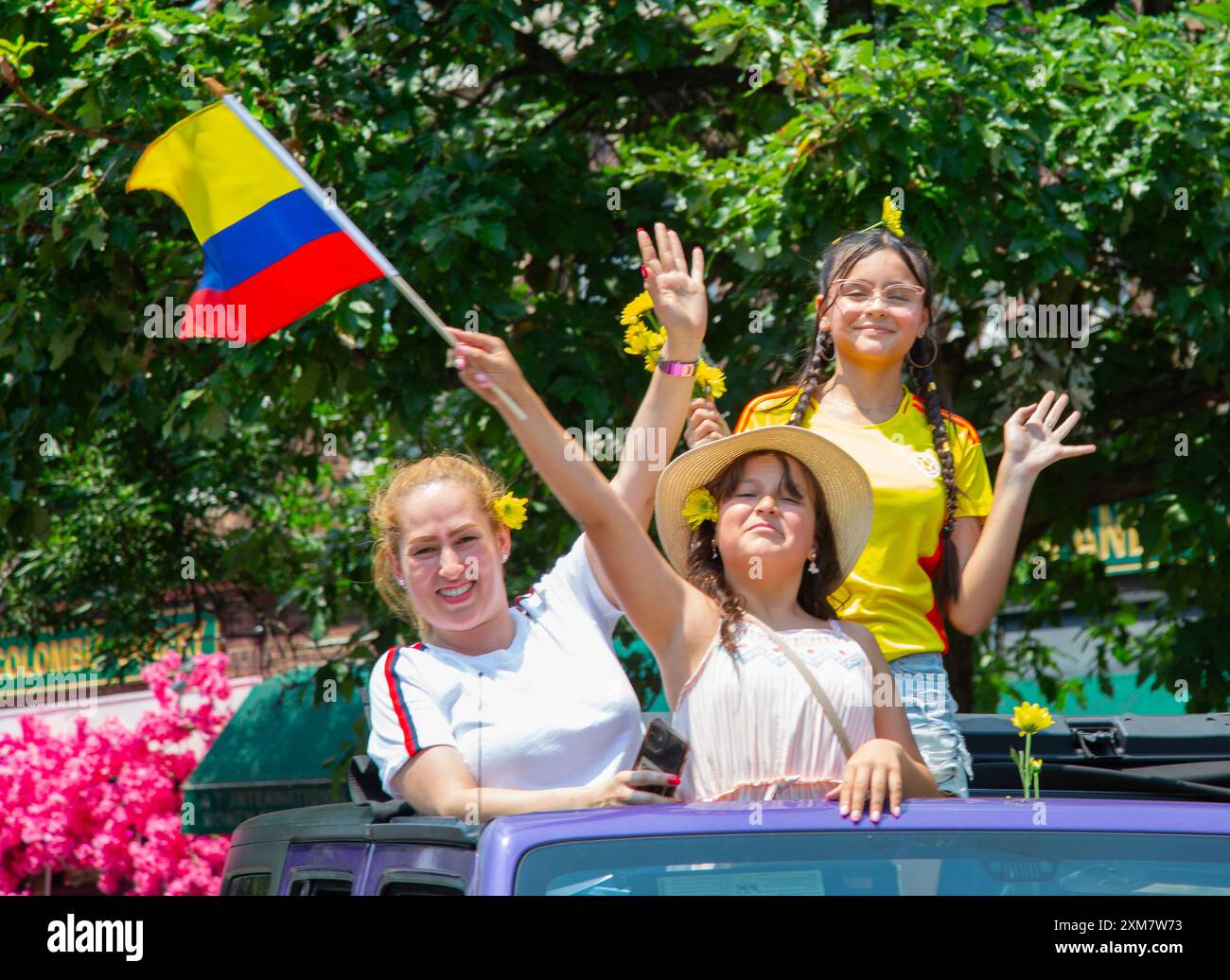 The annual Colombian Flower Festival Parade, or Desfile de Silleteros ...