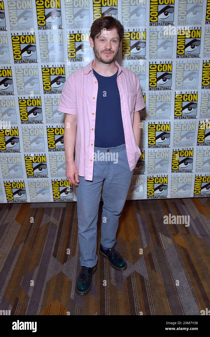 Iwan Rheon beim Photocall zur Amazon Prime Video Serie Those About to ...