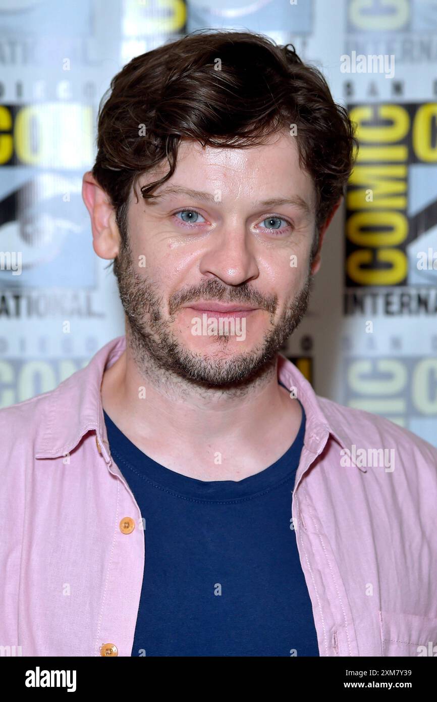 Iwan Rheon beim Photocall zur Amazon Prime Video Serie Those About to ...