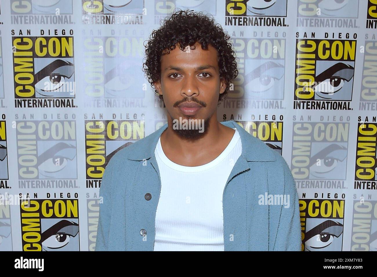 Moe Hashim beim Photocall zur Amazon Prime Video Serie Those About to ...