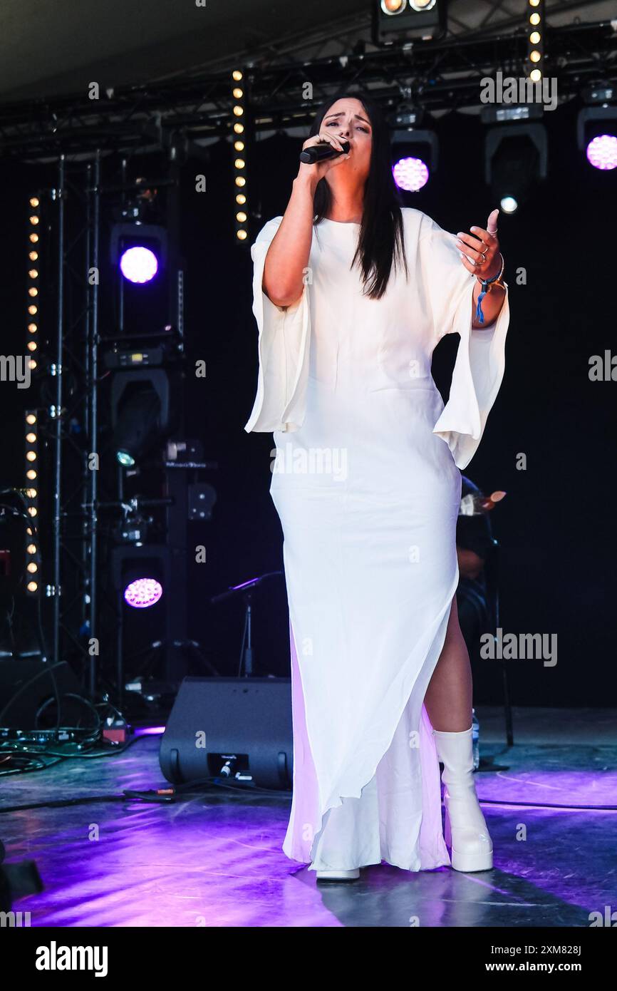 Portuguese fado singer lina hi-res stock photography and images - Alamy