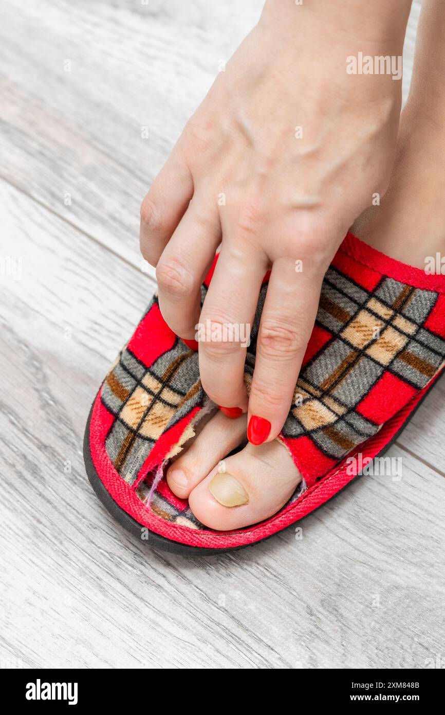 Foot shod in old hi-res stock photography and images - Alamy