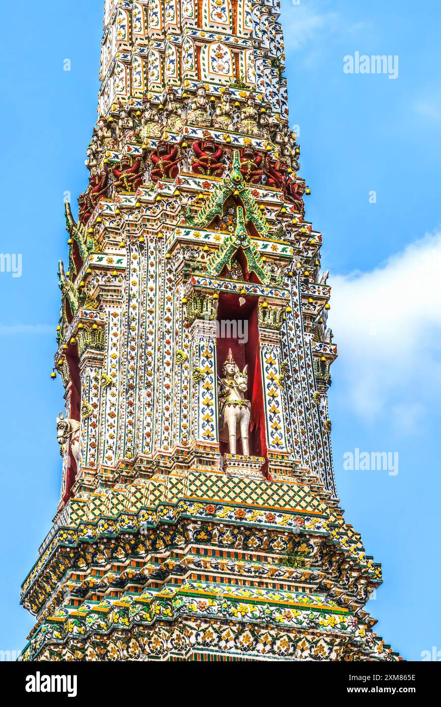 Coloful Ceramic Warrior Horse Prang Wat Arun Buddhist Temple of Dawn ...