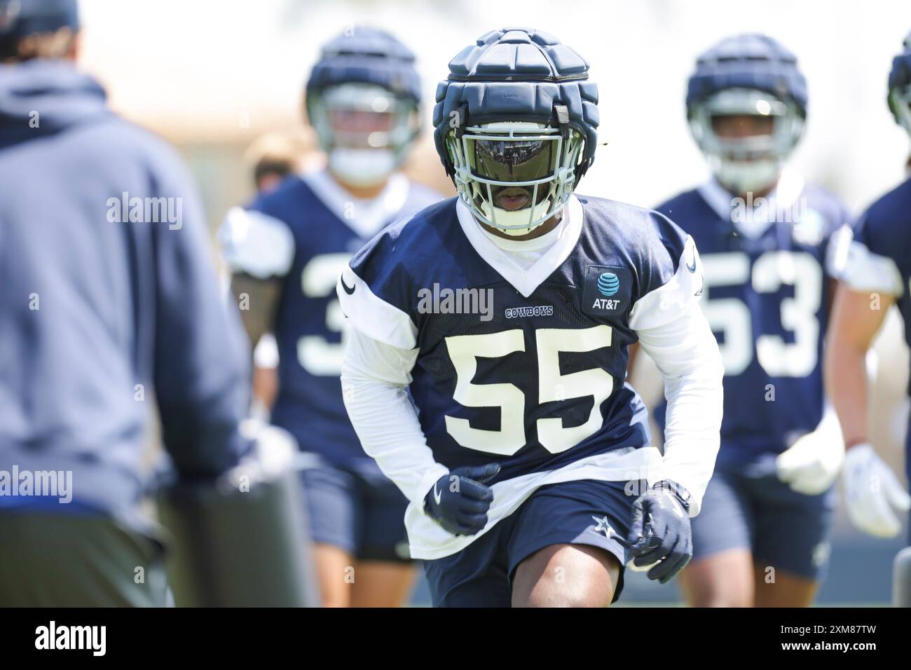 Dallas cowboys linebacker willie harvey jr hi-res stock photography and ...
