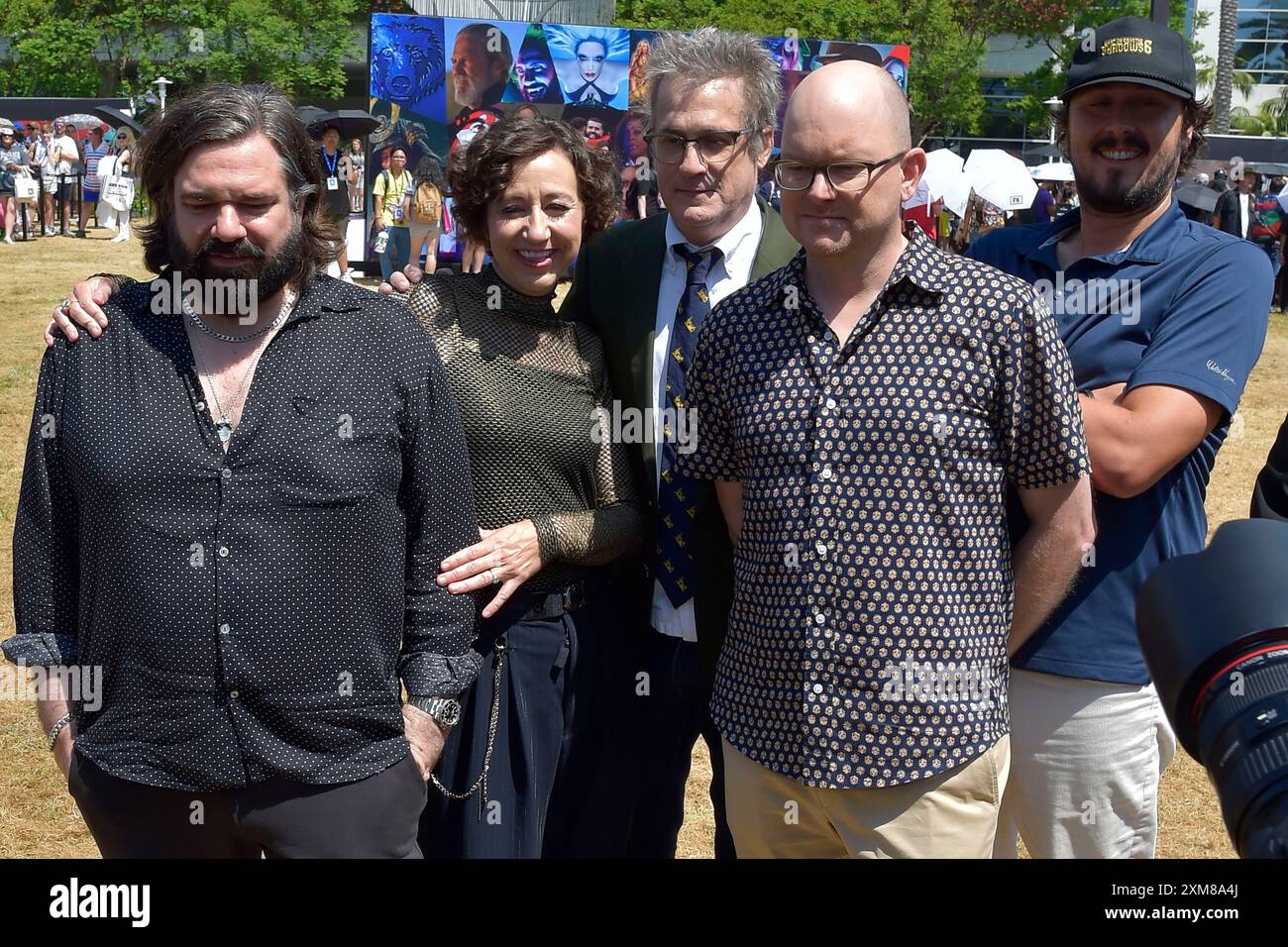 Matt Berry, Kristen Schaal, Paul Simms, Mark Proksch und Kayvan Novak ...