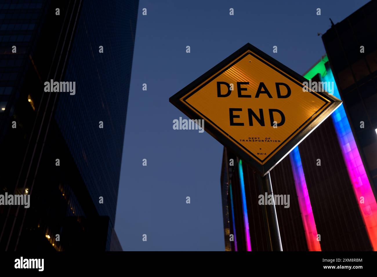Dead End road sign during blue hour with copy space, Manhattan, New ...