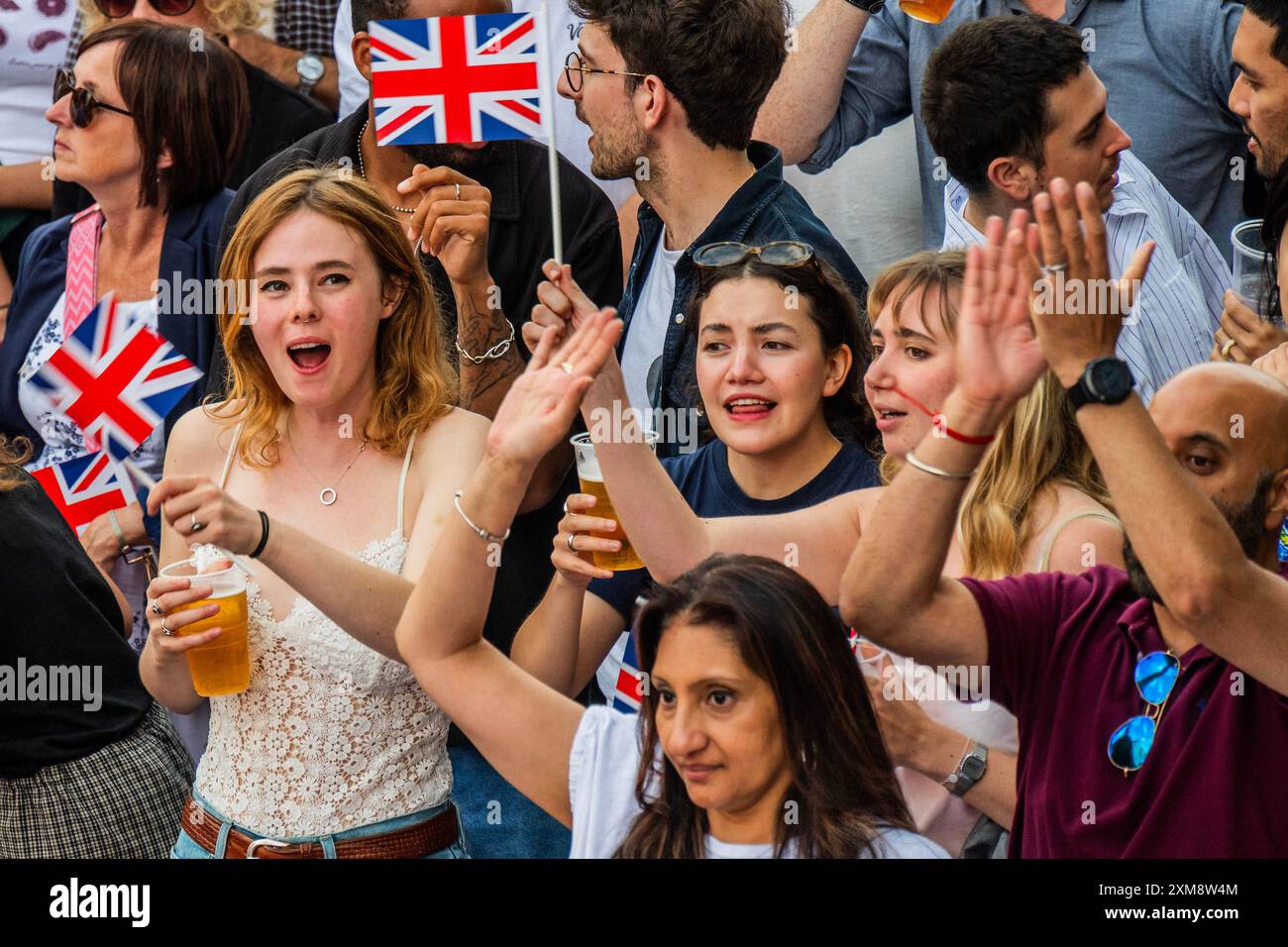 London, UK. 26th July, 2024. The Team GB boat passes on the screen ...