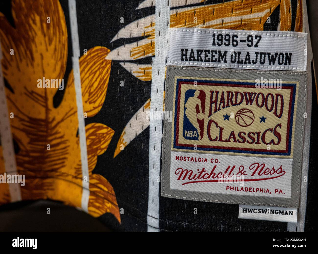 Mitchell ness nostalgia hi-res stock photography and images - Alamy