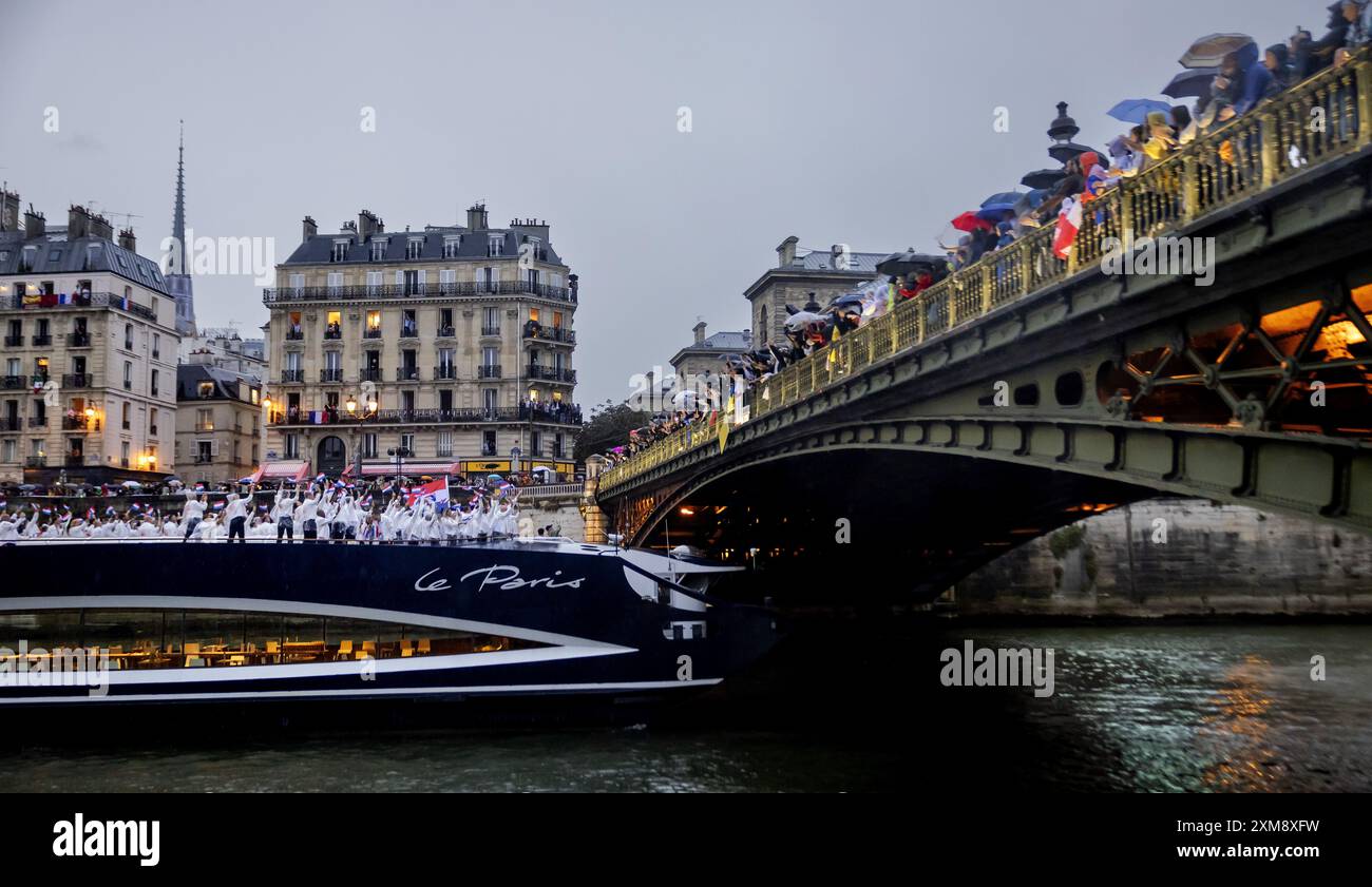 PARIS - Boats with the Dutch team during the opening ceremony of the ...