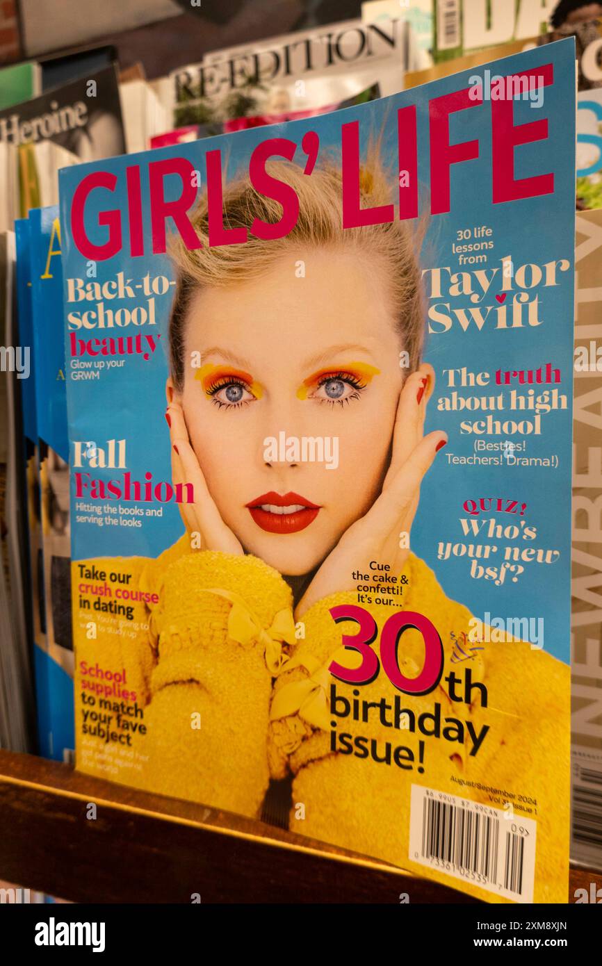 Barnes And Noble Booksellers On Fifth Avenue In New York City Has A Wide Selection Of Magazines 