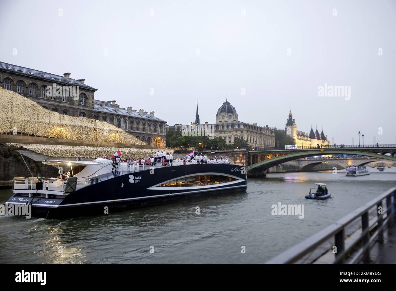 PARIS - Boats with the Dutch team during the opening ceremony of the ...